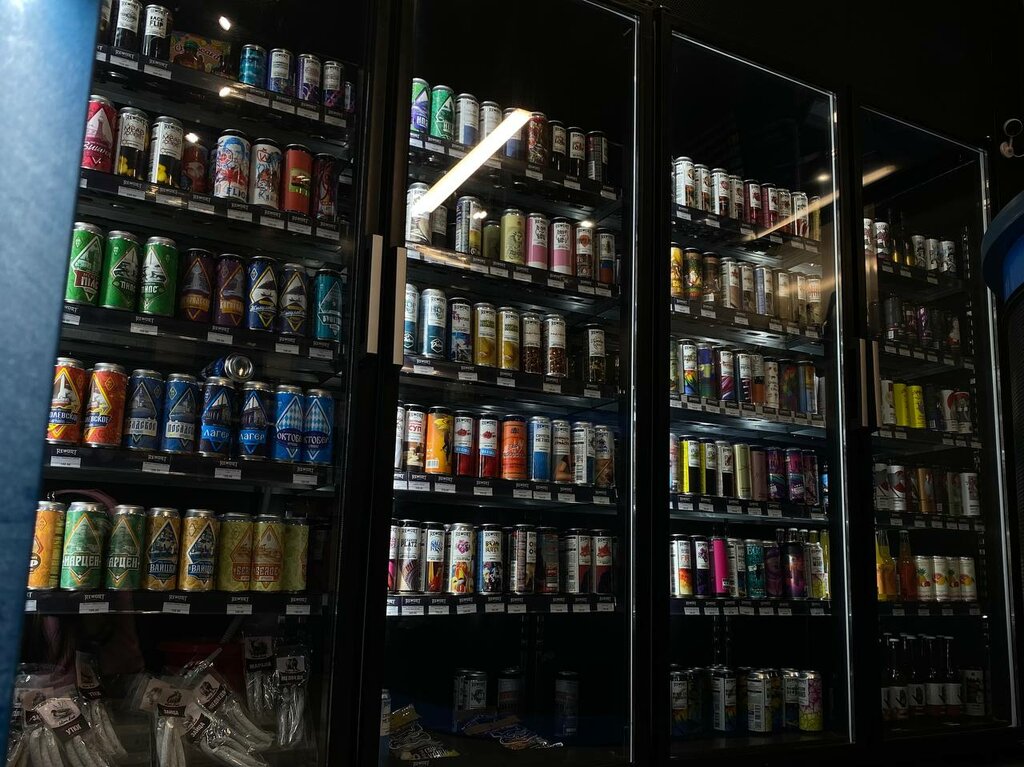 Bira dükkanı Магазин от пивоварни Rewort, Sergiyev Posad, foto