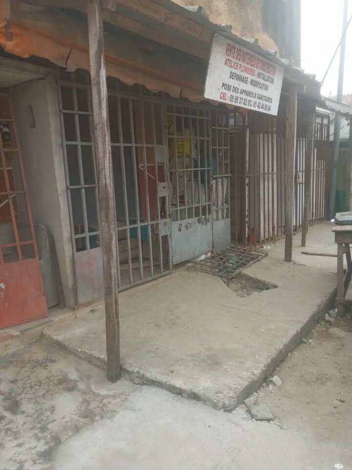 Sıhhi tesisat hizmetleri Vente De Matériels De Construction, Abican, foto