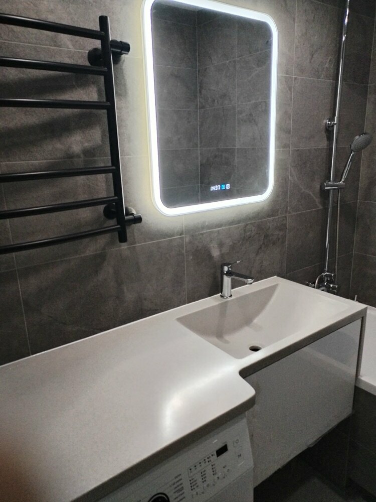 Taş ürünler ve yapılar Dvortsoviy Atribut, Minsk, foto