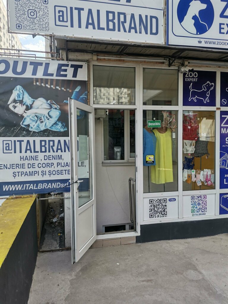 Giyim mağazası Italbrand, Kişinev, foto