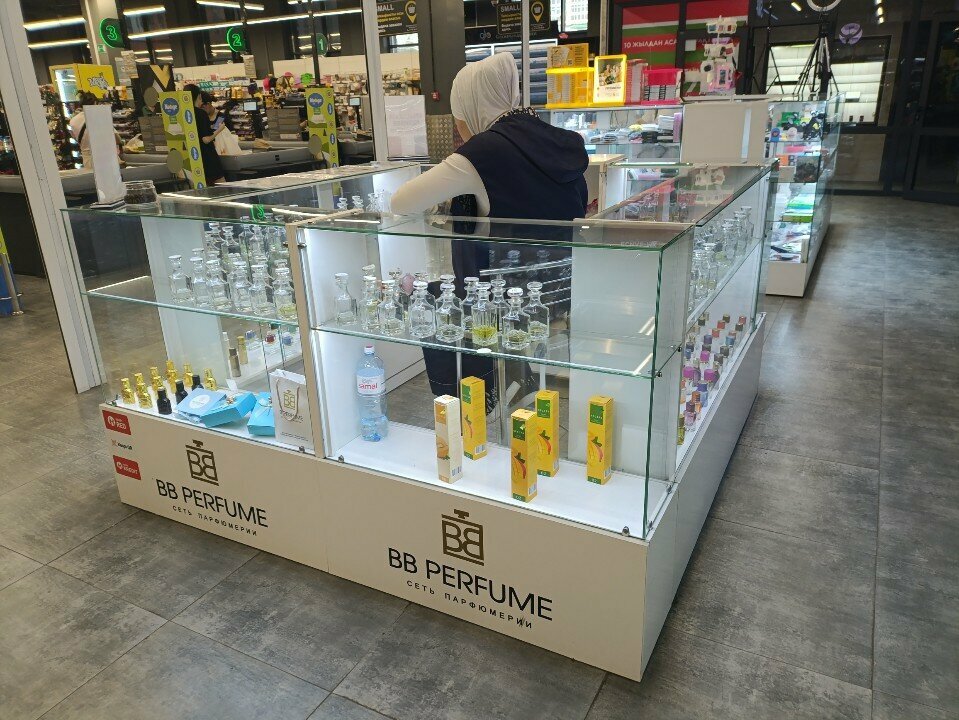 Kozmetik ve parfümeri mağazaları Bb Perfume, Astana, foto