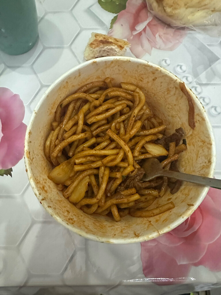 Kafe Wok Lagman, Bişkek, foto