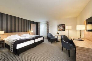 Maritim Hotel Königswinter (Rheinallee No:3, Königswinter), otel  Konigswinter'dan