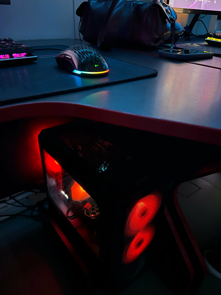 Bilgisayar kulübü Pixel, Belaya Kalitva, foto