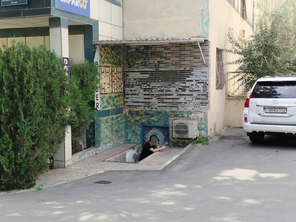 Berberler Barbershop, Bakü, foto