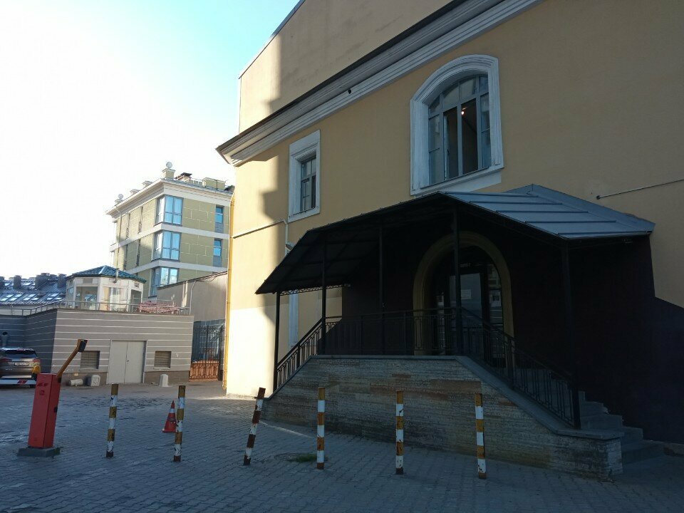Yönetim ofisi Эсвида, Saint‑Petersburg, foto