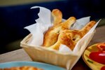 Халиси (Krasnykh Komandirov Street No:1В), kafe  Yekaterinburg'dan