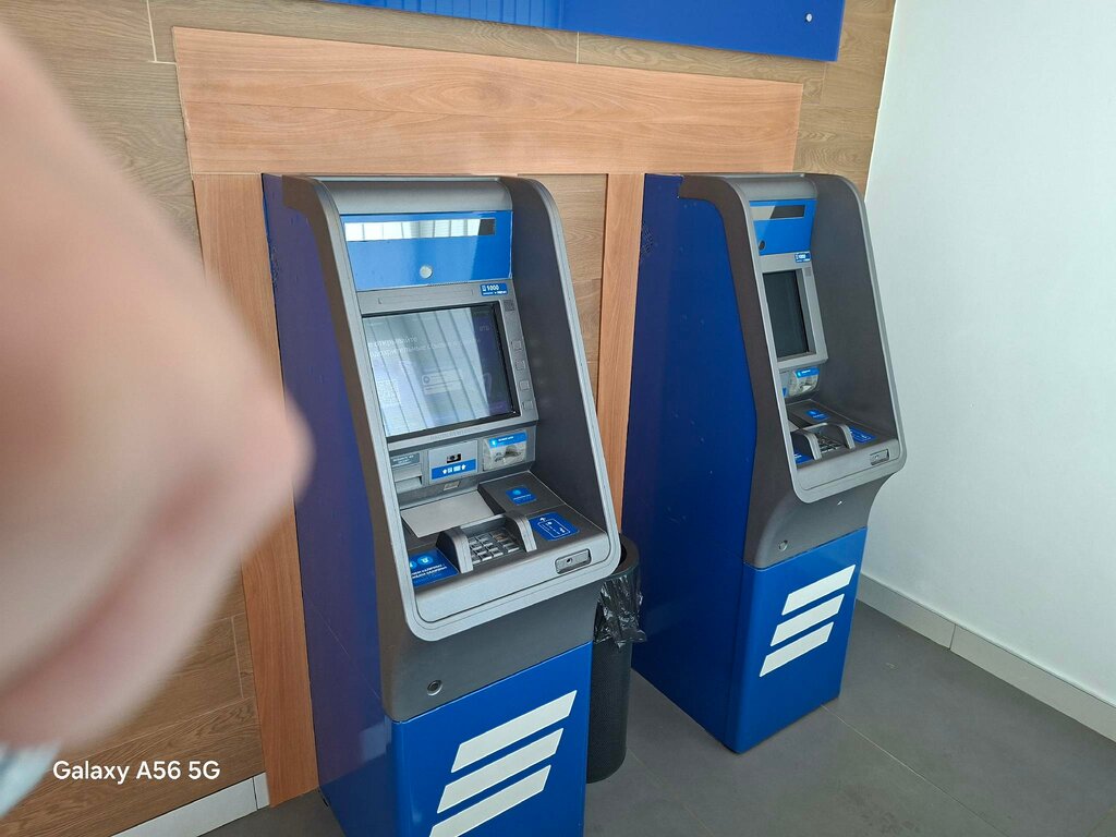 ATM'ler Bank VTB, Tixvin, foto