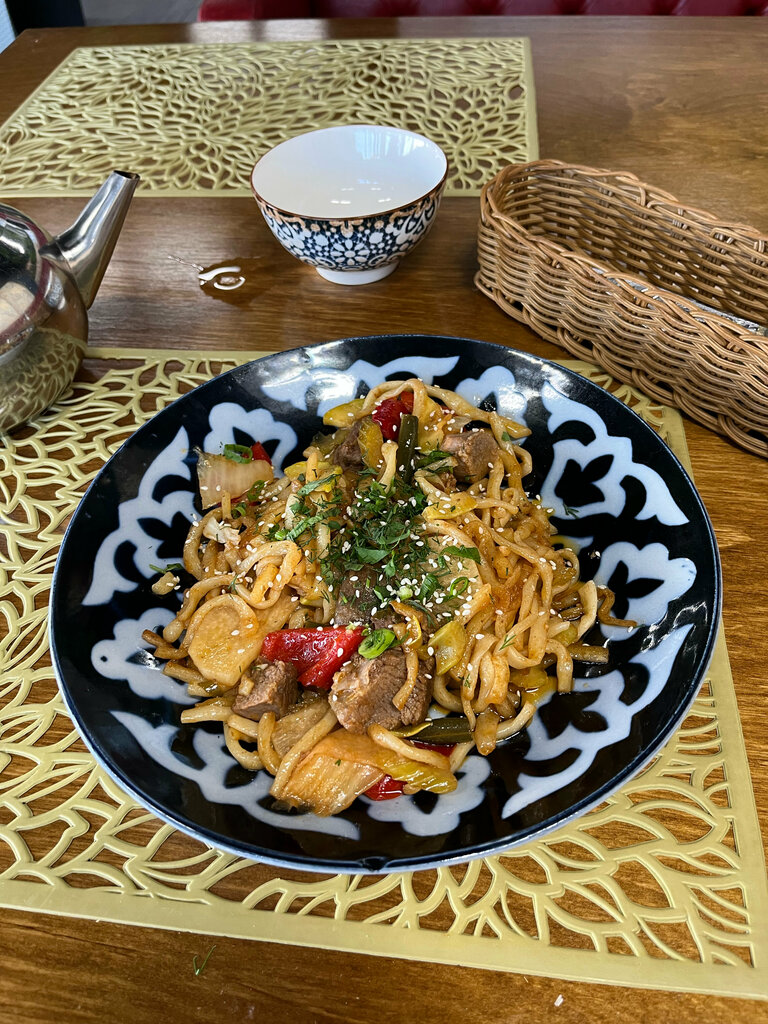 Kafe Chaihana u Shahina, Hantı‑Mansi, foto