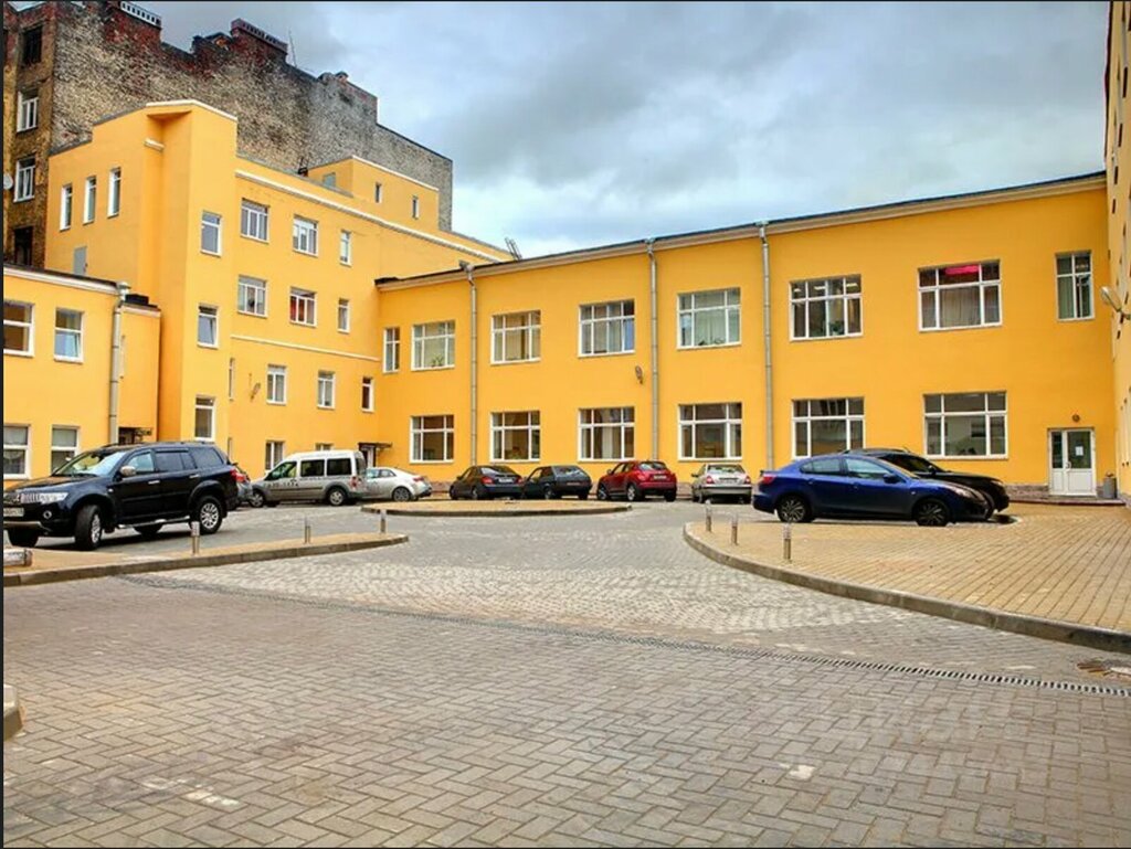 Eğitim merkezleri Academy of Continuing Professional Education, Saint‑Petersburg, foto