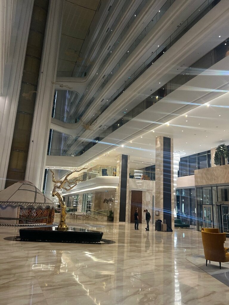 Yol ve asfalt ürünleri Uneedusgroup, Almatı, foto