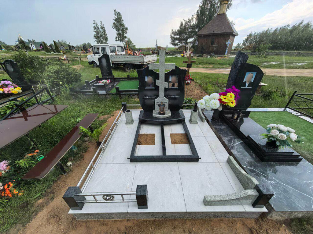 Mezarlıklar Малолядское Кладбище, Minskaya oblastı, foto