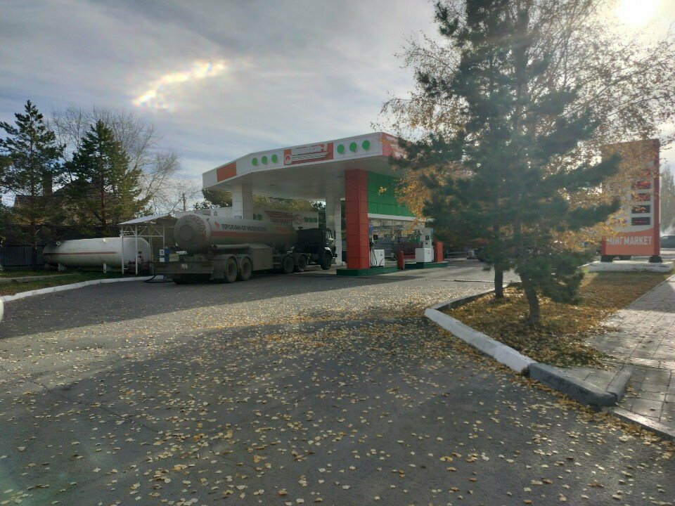 Benzin istasyonu Prombaza 7, Kostanay, foto