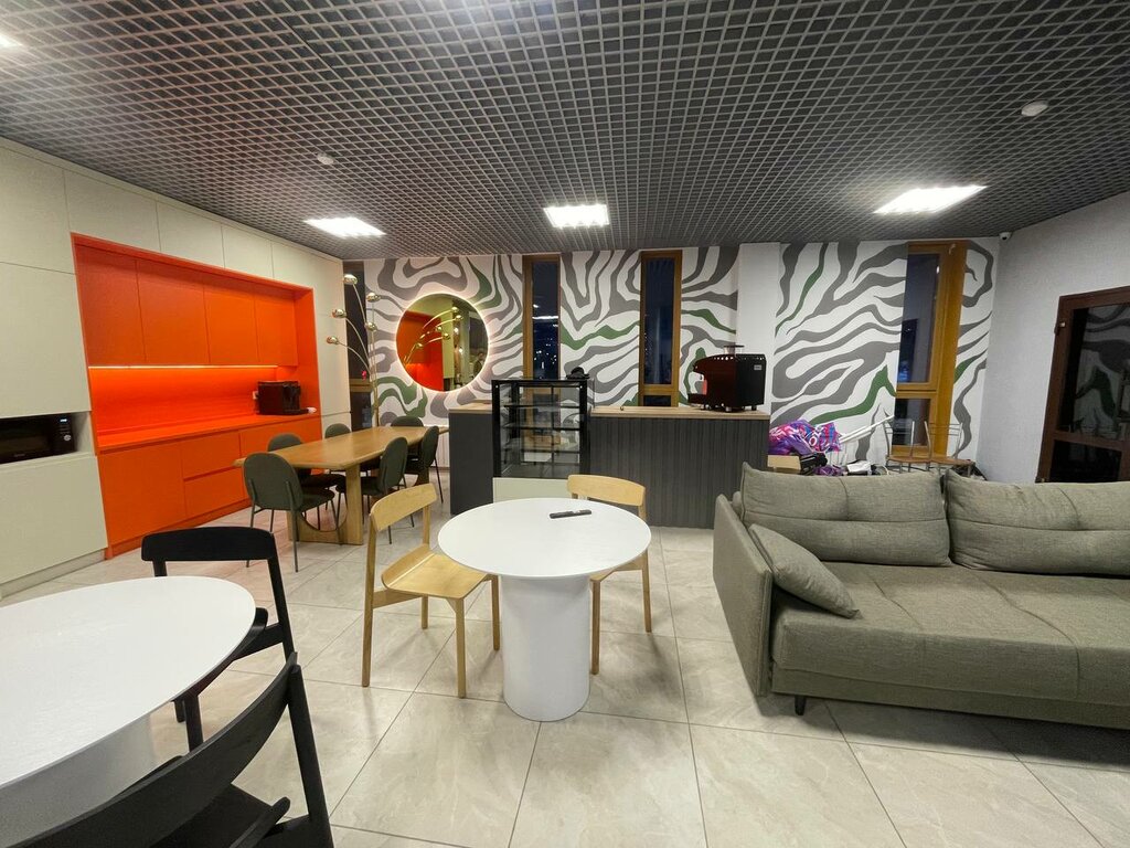 Kahve dükkanları Кипяток, Labytnangi, foto