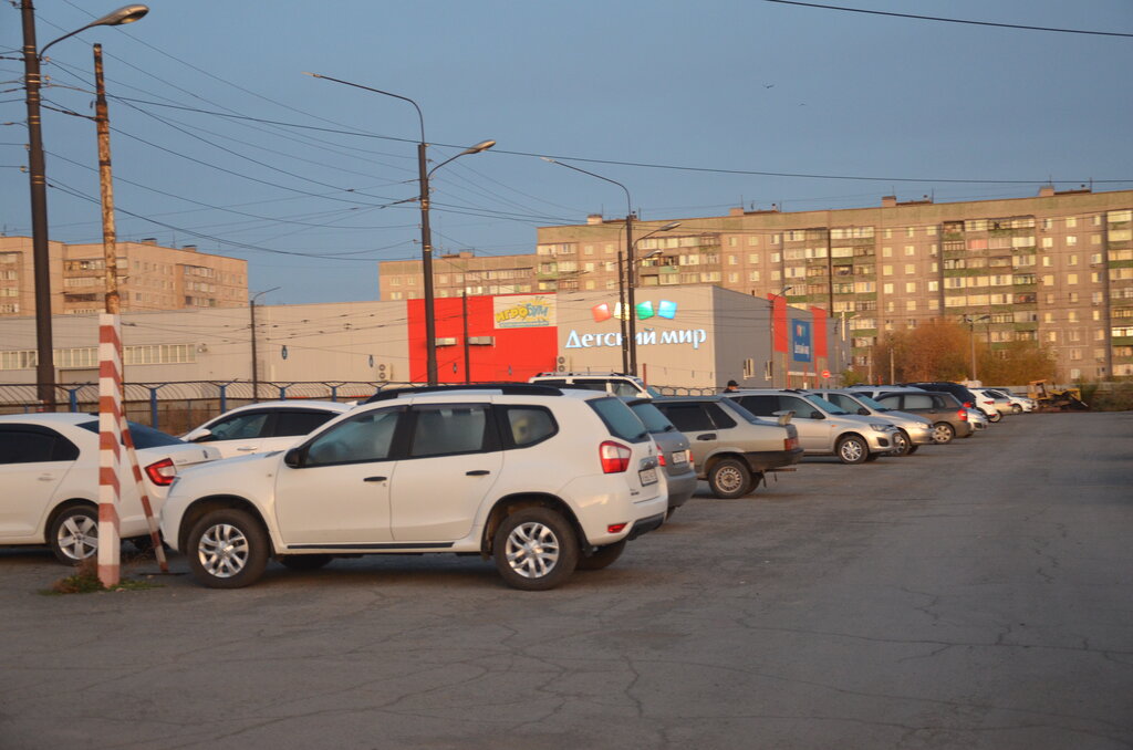 Otoparklar Stoyanka Alians, Orsk, foto