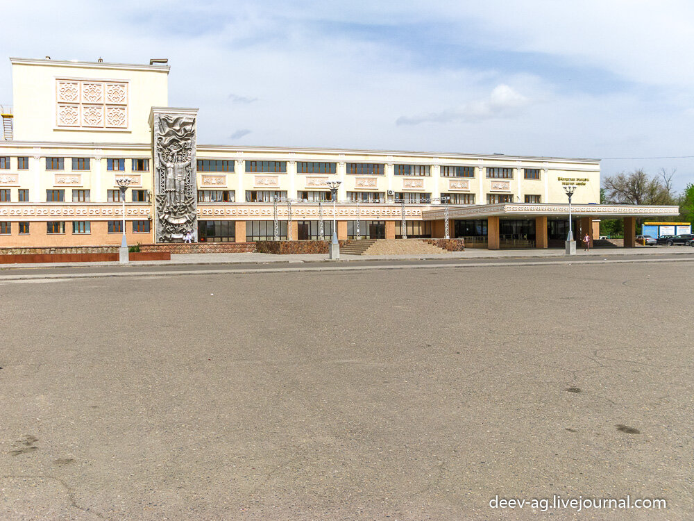 Kültür ocakları Kaldayakov Medeniyet Sarayı, Kentav, foto