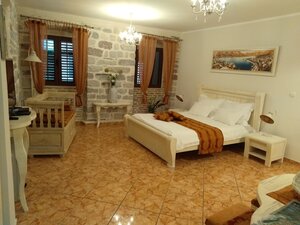 Apartments Parteli (Kotor, kvartal Stary gorod), otel  Kotor'dan