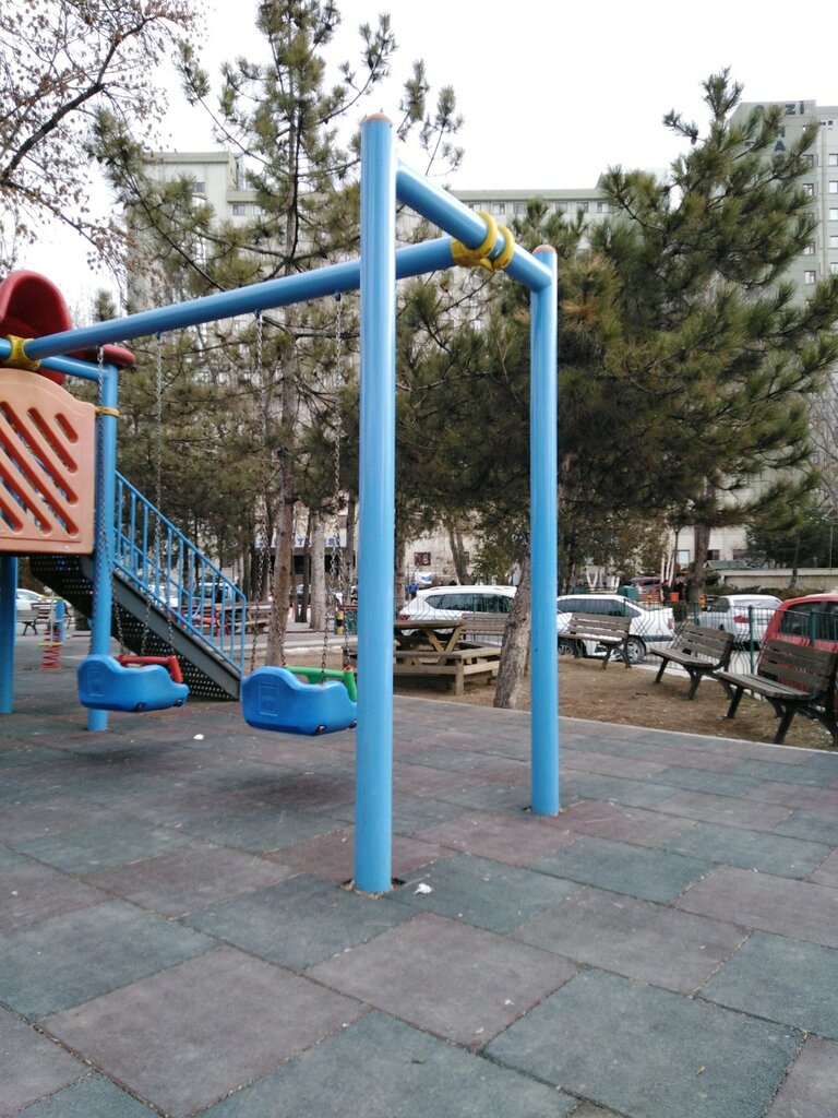 Parklar ve ormanlar Gazi Parkı 2, Ankara, foto