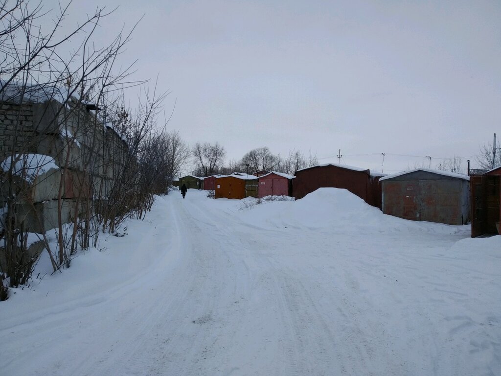 Garajlar ГК Железнодорожник, Ulyanovsk, foto