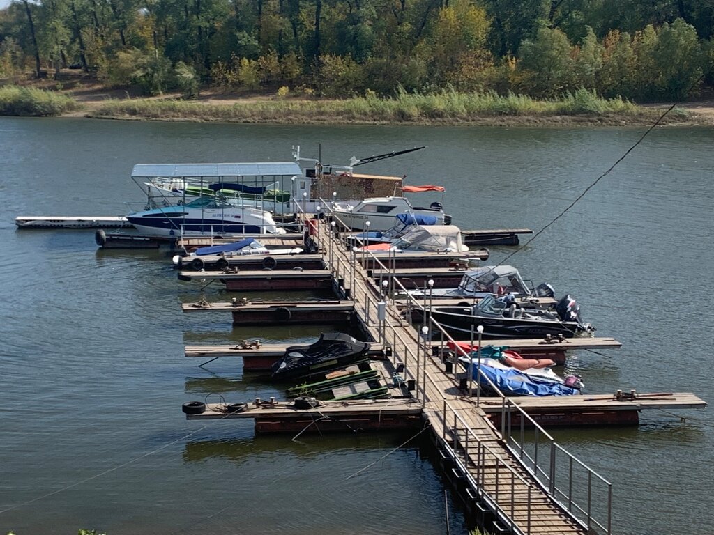 Limanlar Albion yacht club, Volgogradskaya oblastı, foto