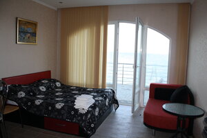 Son U Morya (Алупкинское шоссе No:12Ж, посёлок городского типа Курпаты), otel  Kırım Cumhuriyeti'nden