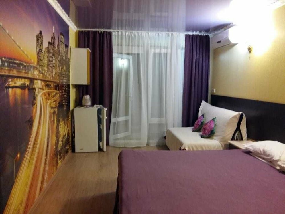Otel Mini-Hotel Mango, Gelencik, foto