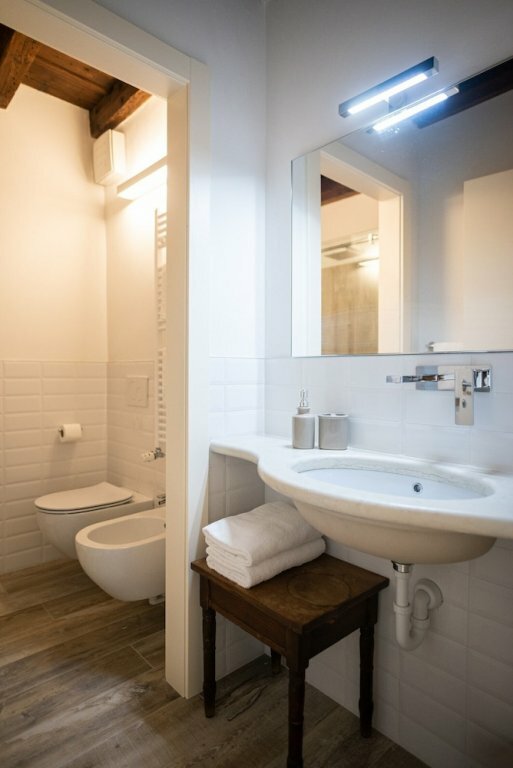 Otel Santa Marta Rooms&Studios, Verona, foto