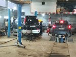 СТО 124 (Zhelyabova Street No:55), otomobil servisi  Krasnoyarsk'tan
