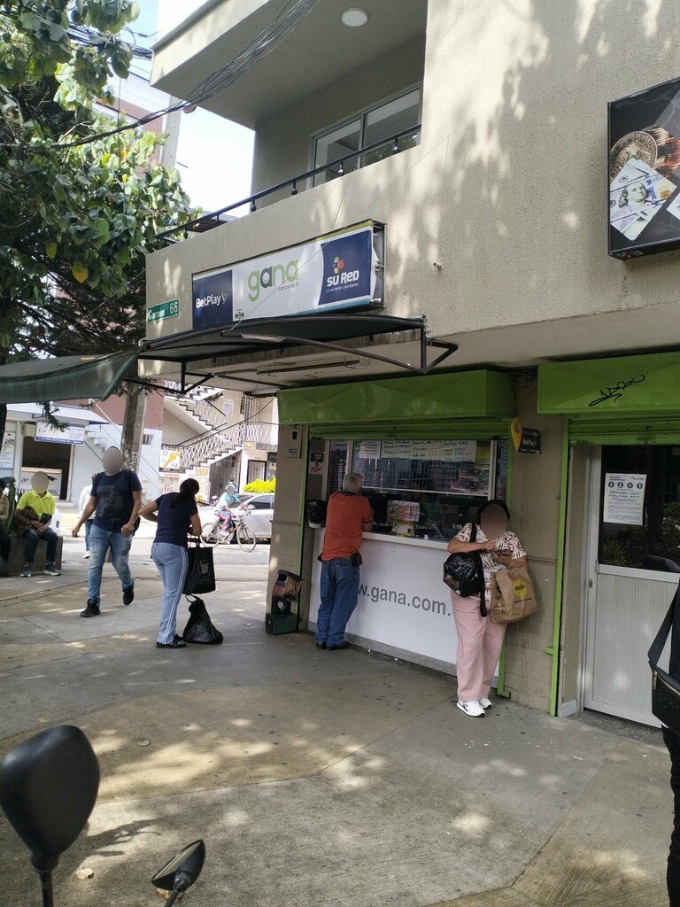 Oyun salonları Gana, Medellin, foto
