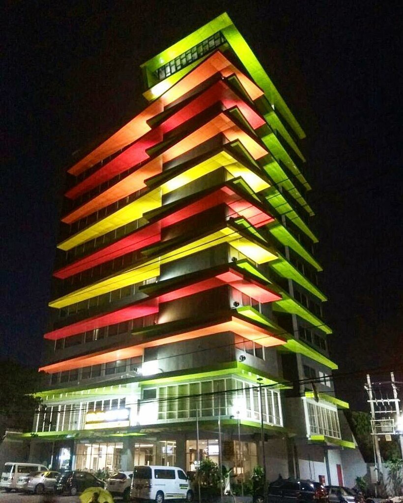 Otel MaxOneHotels at Dharmahusada - Surabaya, Surabaya, foto