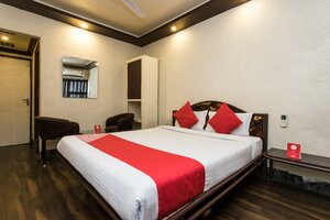 Oyo 2760 Hotel Chanakya (State of Madhya Pradesh, City of Indore), otel  Indaur'dan
