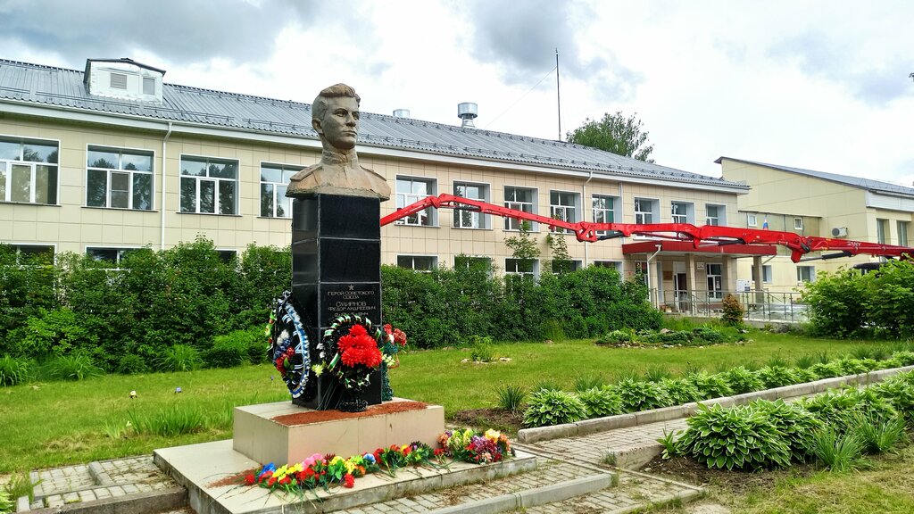 Anıt levhası, anıt taş Смирнову Фёдору Андреевичу, Vologodskaya oblastı, foto