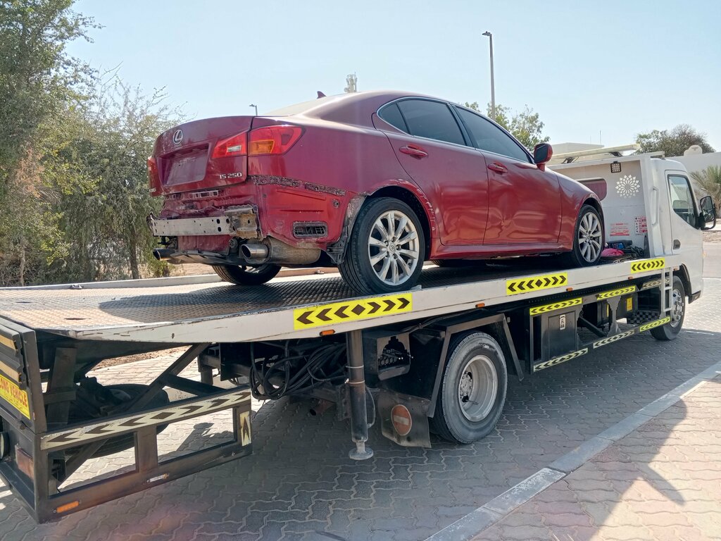 Otopark ve tamirhaneler Recovery Services, Dubai, foto