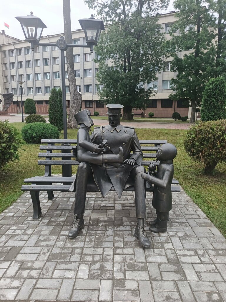 Park, sokak heykeli Дядя Степа, Grodno, foto