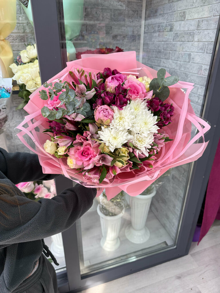 Çiçekçiler Цветы&Шары L-p. I. O. N., Tataristan, foto