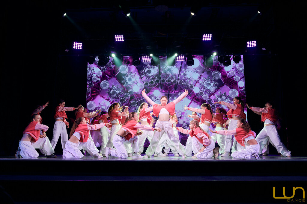 Dans okulları Lun Dance Studio, Minskaya oblastı, foto