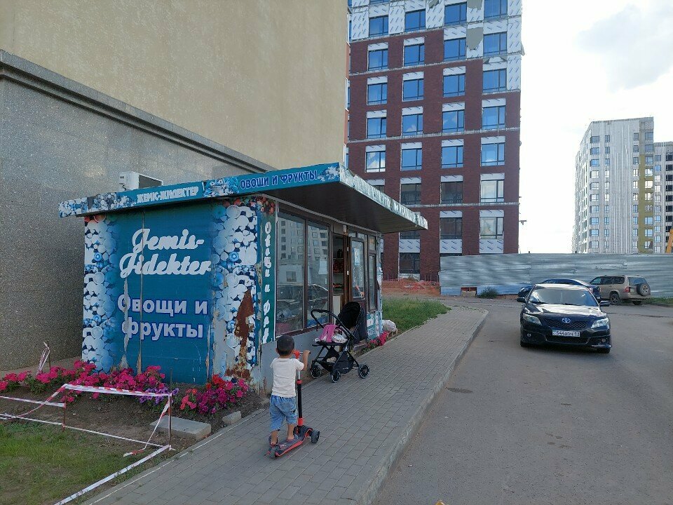 Manavlar Tomiris, Astana, foto