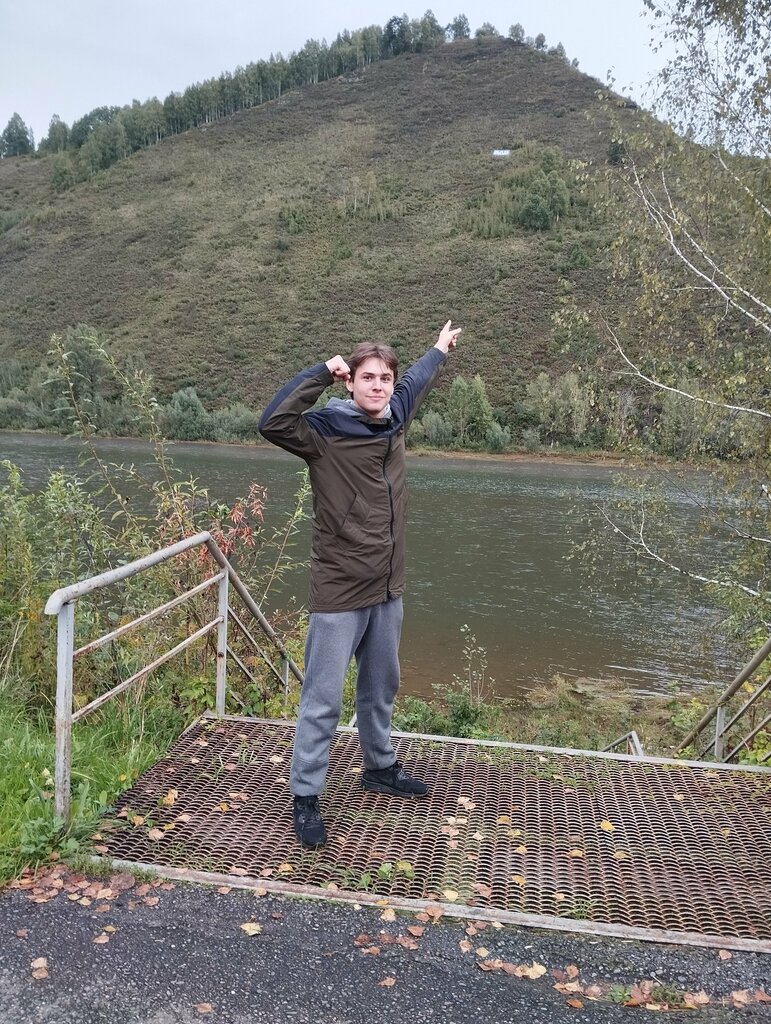 Dekorasyon ve süsleme, onur panosu Буквы ВДВ, Mejdureçensk, foto