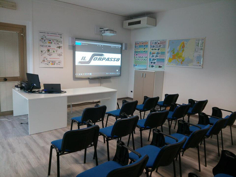 Sürücü kursları Autoscuola Il Sorpasso, Emilia‑Romagna, foto
