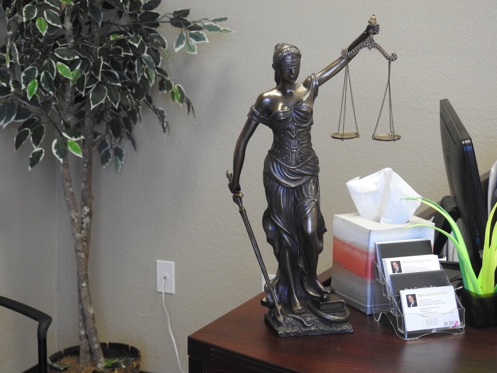 Avukatlar Gonzales Law Offices, Riverside, foto