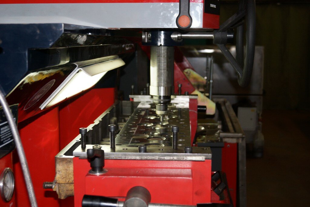 Motor tamiri Amursky motorny tsentr Leonardo, Svobodniy, foto