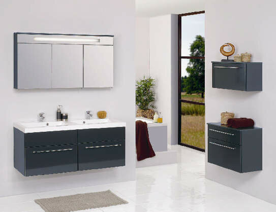 Banyo mobilyaları Firma Herrmann & Firges Badgestaltung in Vollendung, Hesse, foto