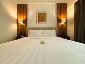 Crystal Kuta Hotel (Bali, Badung Regency, Kuta District, Kuta), otel  Kuta'dan