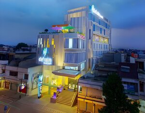 De'Rain Hotel Bandung (West Java, Kota Bandung City), otel  Bandung'dan