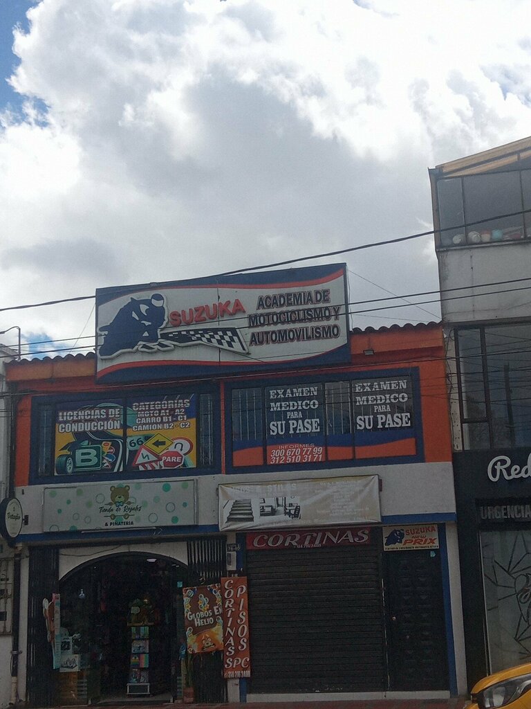 Sürücü kursları Suzuka, Bogota, foto
