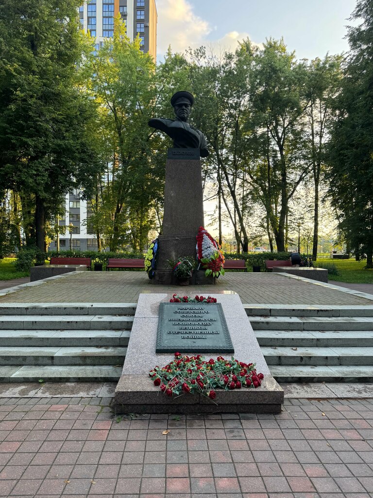 Anıt, heykel Г.К. Жуков, Minsk, foto