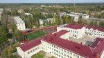 Средняя общеобразовательная школа № 7 имени академика В. П. Бармина (ulitsa Pobedy No:43), ortaokul  Uglegorsk'tan