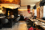 Lotus Bistro (Fontanka River Embankment No:14), restoran  Saint‑Petersburg'dan