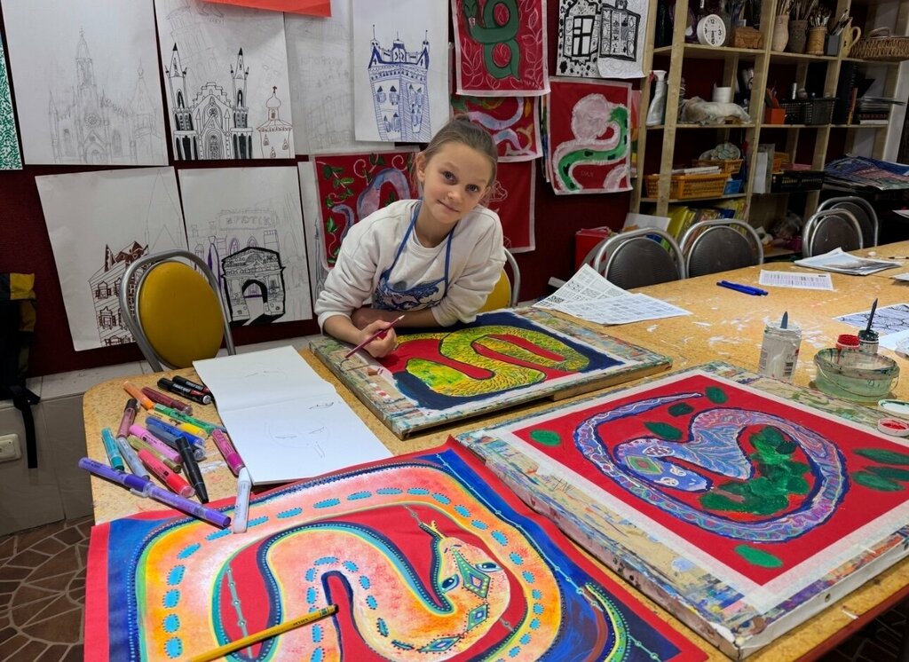 Sanat okulları Art-tsentr Palitra, Irkutsk, foto