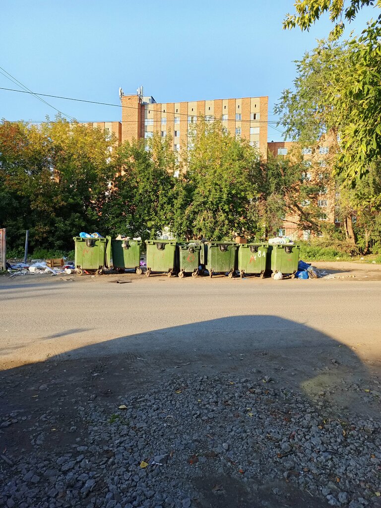 Çöp alanları Trash and garbage disposal area, Omsk, foto